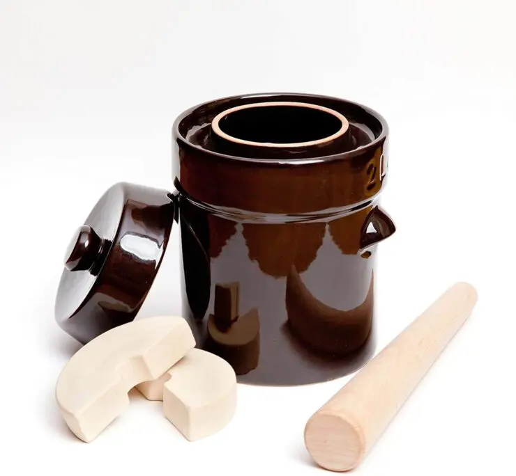 The 8 Best Fermentation Crocks for Sauerkraut, Pickling, and Other ...