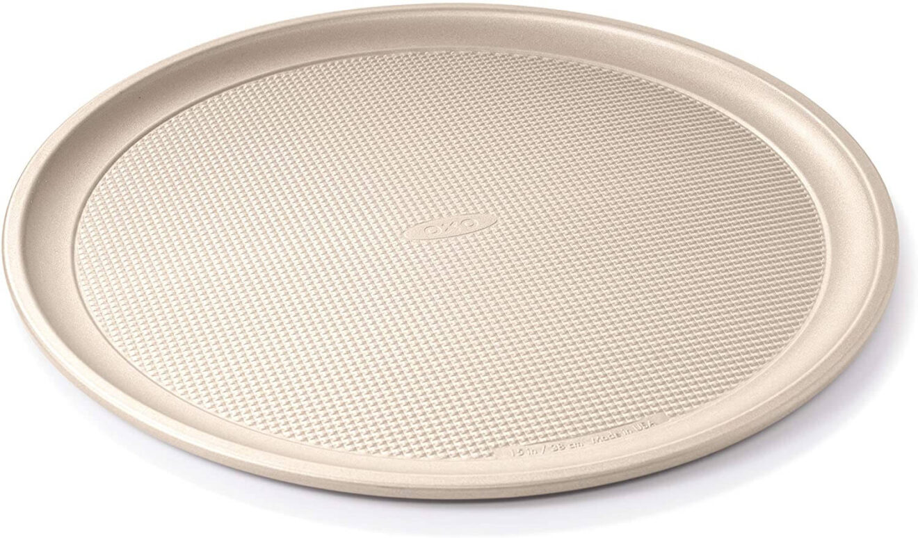The 12 Best Pizza Pans for Your Home Kitchen - PepperFool