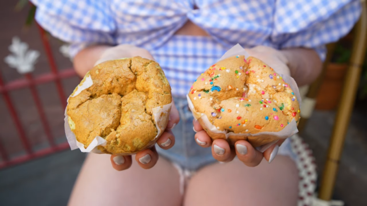 Dine Like a Local: 10 Tips on Eating Out in a New City - PepperFool